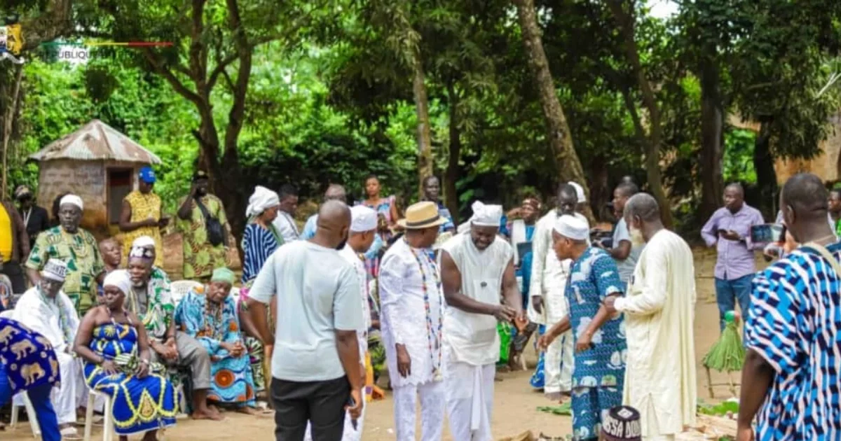 Vodun Days 2026 : les rituels du Tofâ exécutés dans la forêt sacrée de ...